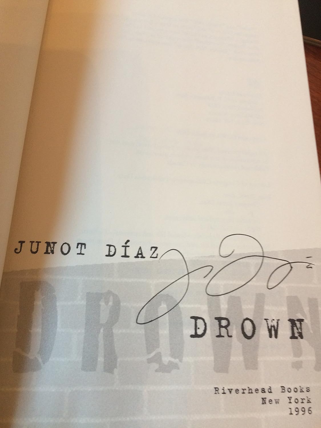 Drown 1ST Edition: Junot Díaz: Amazon.com: Books