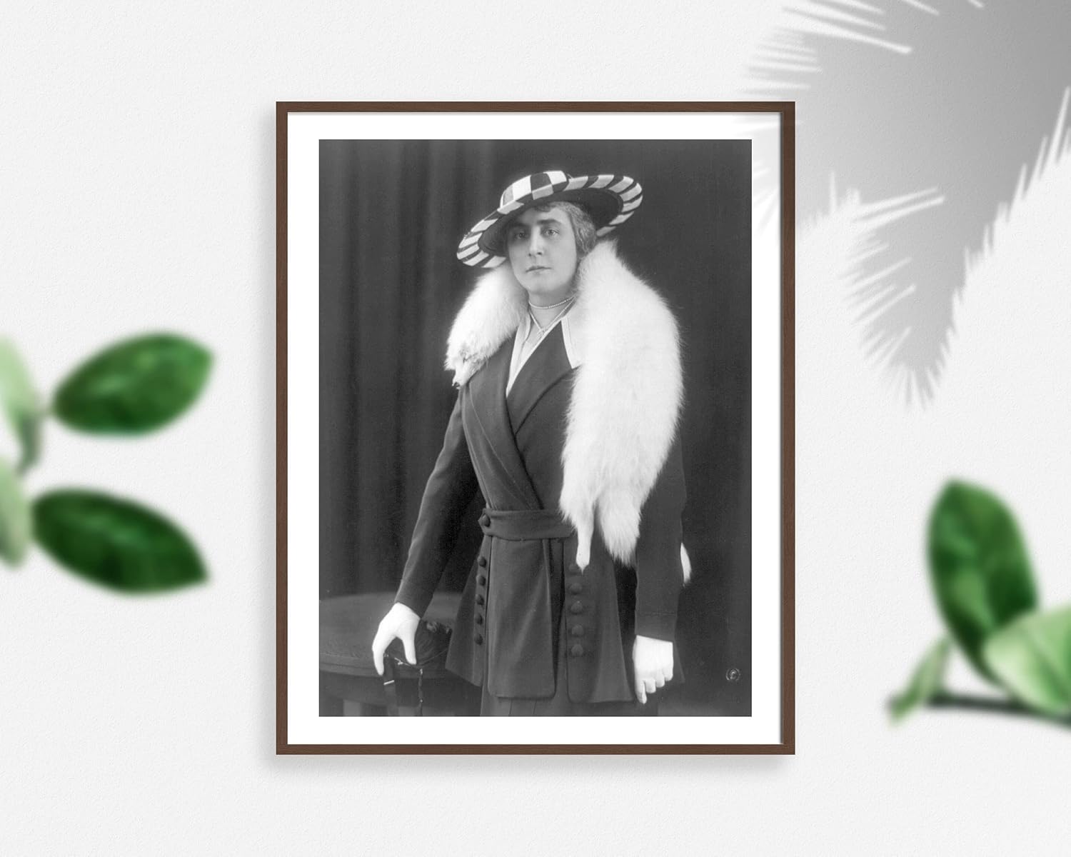 Amazon.com: INFINITE PHOTOGRAPHS Photo: Anne Morgan, Wearing Fur Stole ...