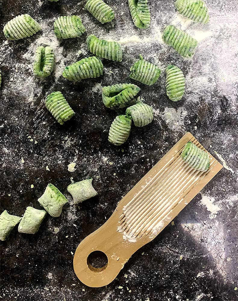 Snapklik.com : Rounded Gnocchi Maker Board Paddle, Unique Curved Design ...