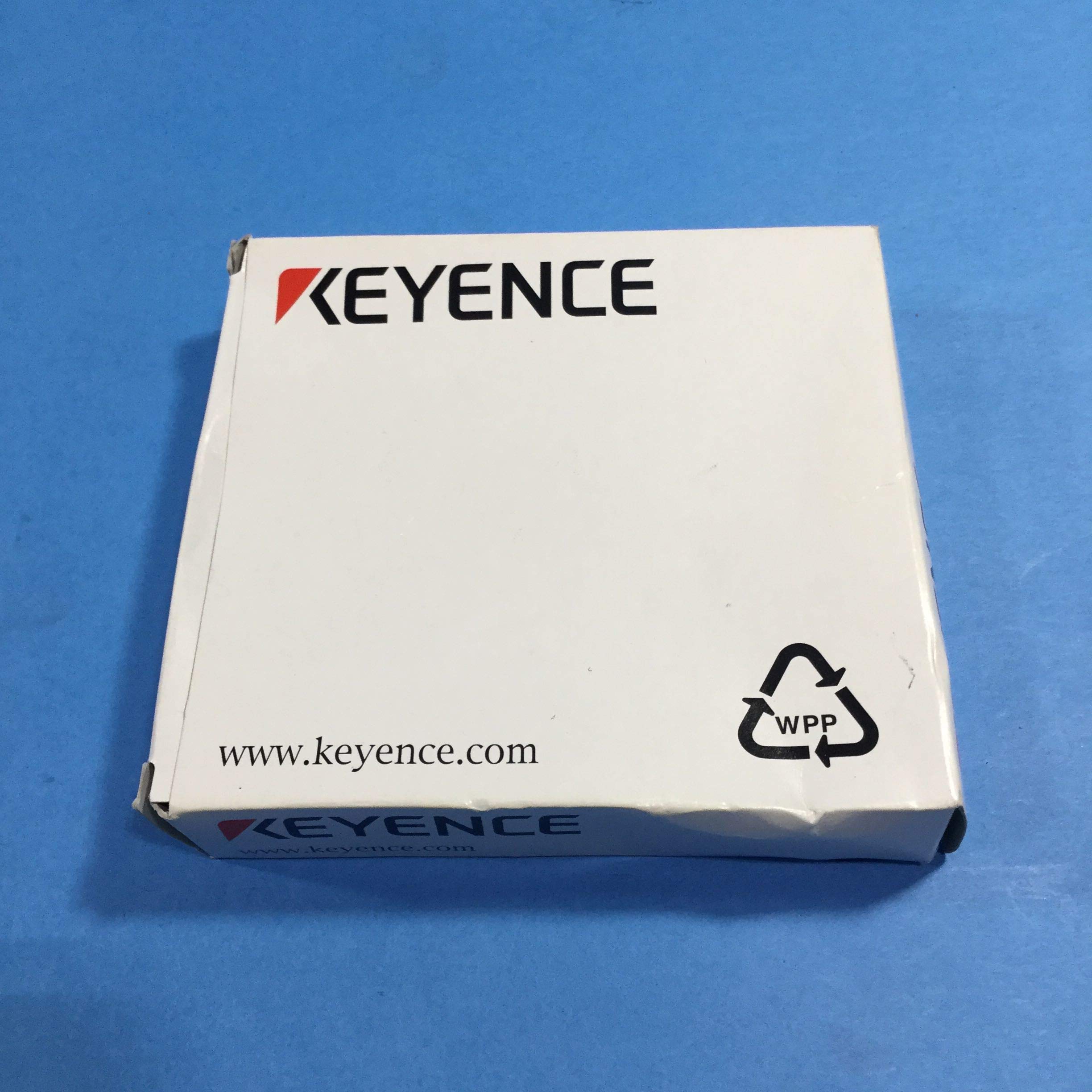 Amazon.com: Keyence EM-005P Proximity Sensor : Industrial & Scientific