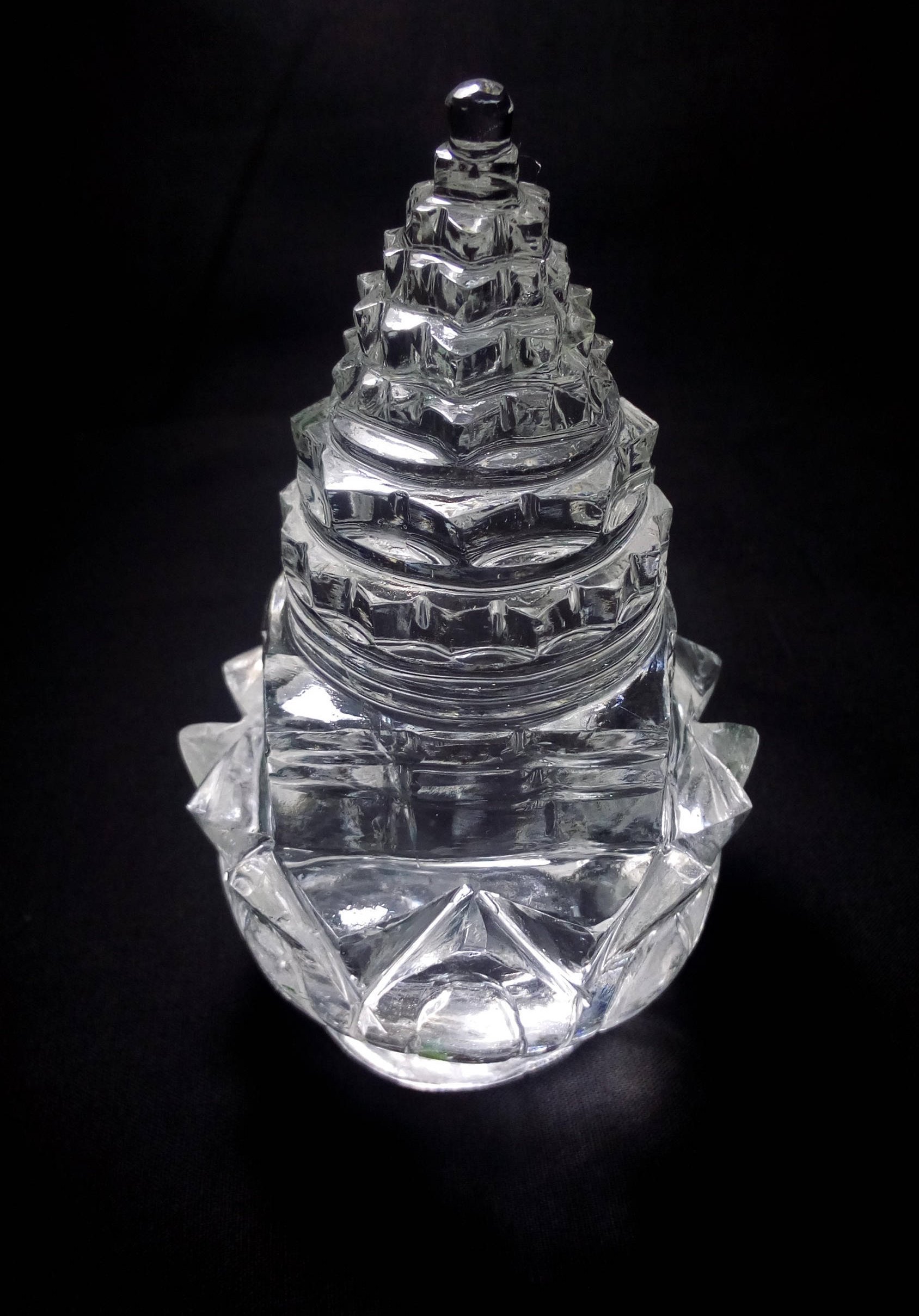 Buy Maa Padma Farms Crystal Sumeru Shree Yantra on Lotus/Sphatik Shri ...