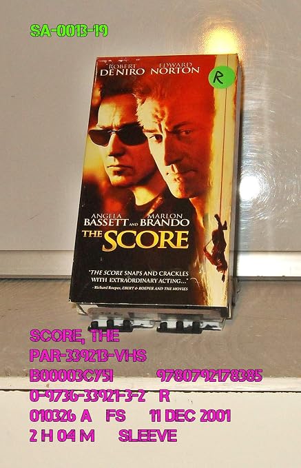 Amazon.com: The Score [VHS] : Robert De Niro, Edward Norton, Marlon ...
