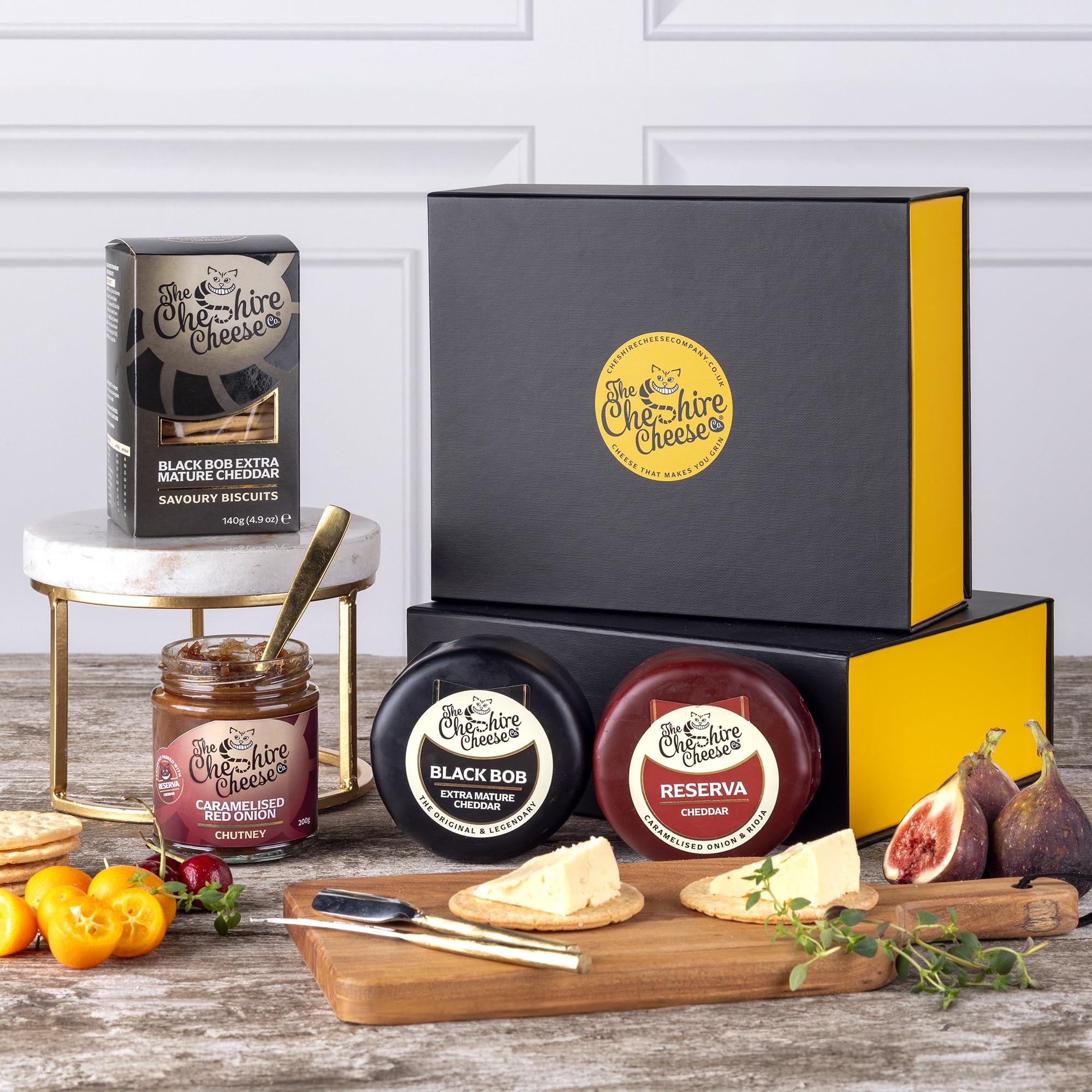 Best Sellers Cheeseboard for Two - Cheese, Biscuits & Chutney Gift Box ...