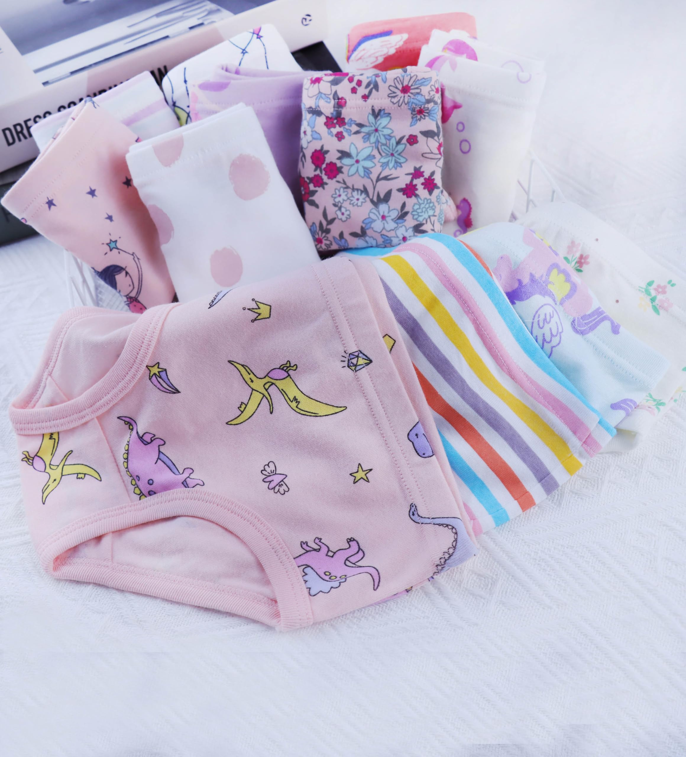 Snapklik.com : Little Kids Underwear Gilrs Soft Panties Castle Girl ...