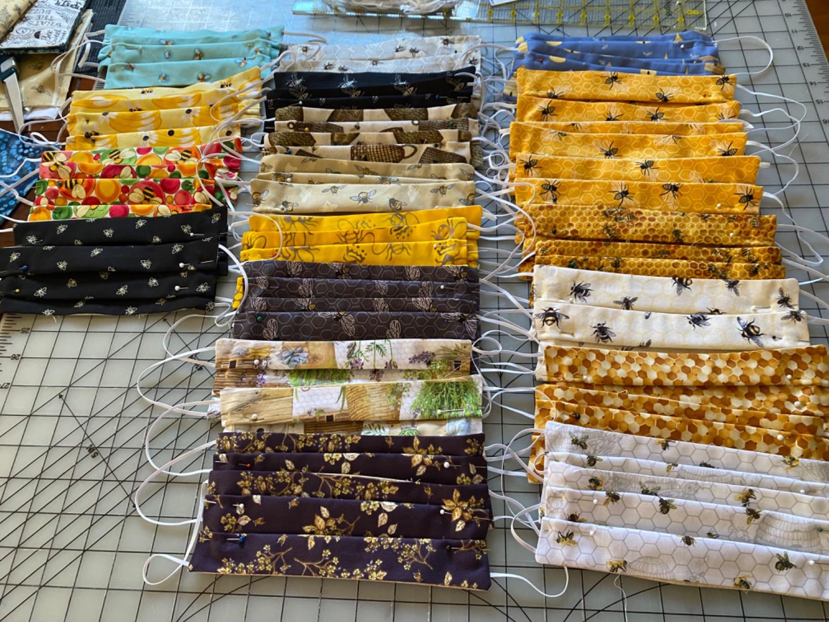 Amazon.com: 10 Fat Quarters - Honey Bee Bumblebee Save The Bees Apiary ...