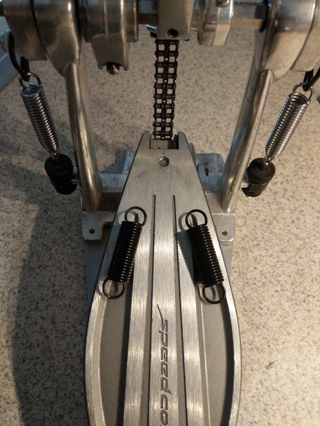 Amazon.com: DW Heavy-Duty Drum Pedal Spring (DWSP024), Silver : Musical ...