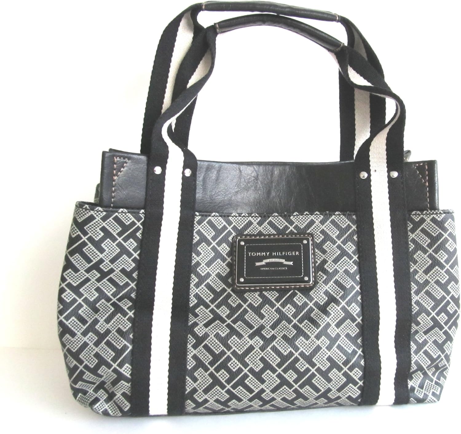 Amazon.com: Tommy Hilfiger TH Logo Small Iconic Satchel Handbag, Black ...