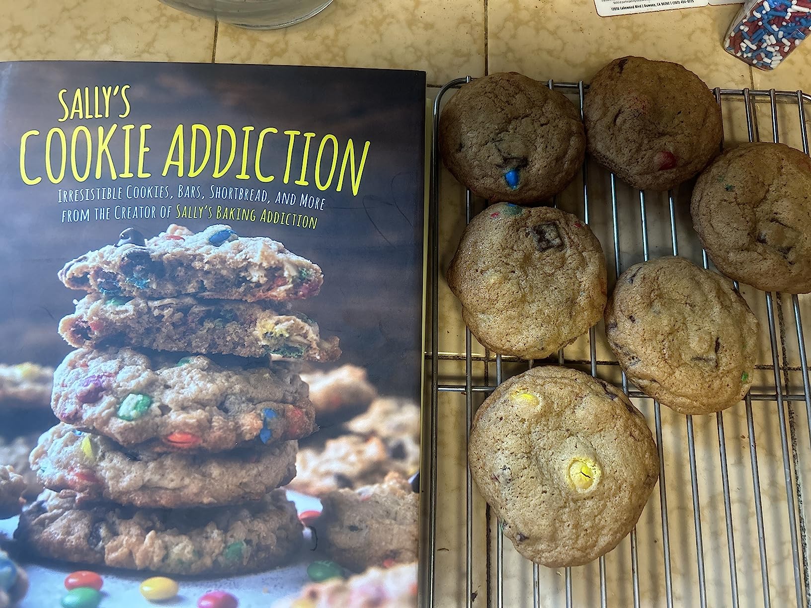 Amazon.com: Sally's Cookie Addiction: Irresistible Cookies, Cookie Bars ...