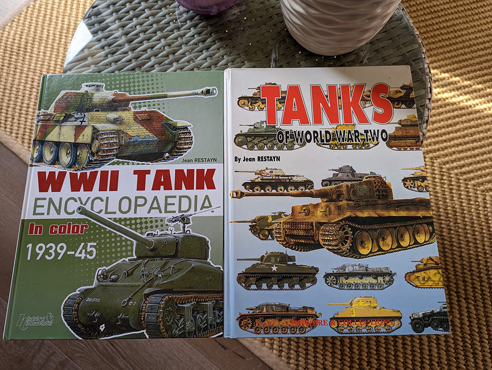 WWII Tank Encyclopaedia, 1939-1945: Jean Restayn: 9782915239478: Amazon ...
