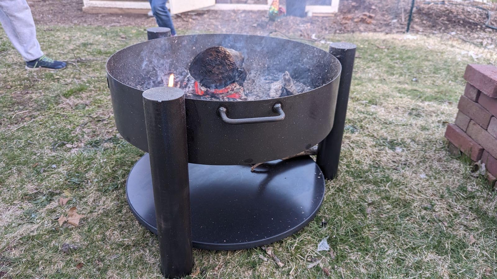 Amazon.com: Hearth 24" Cooking Fire Pit, Wood Burning Fireplace for ...