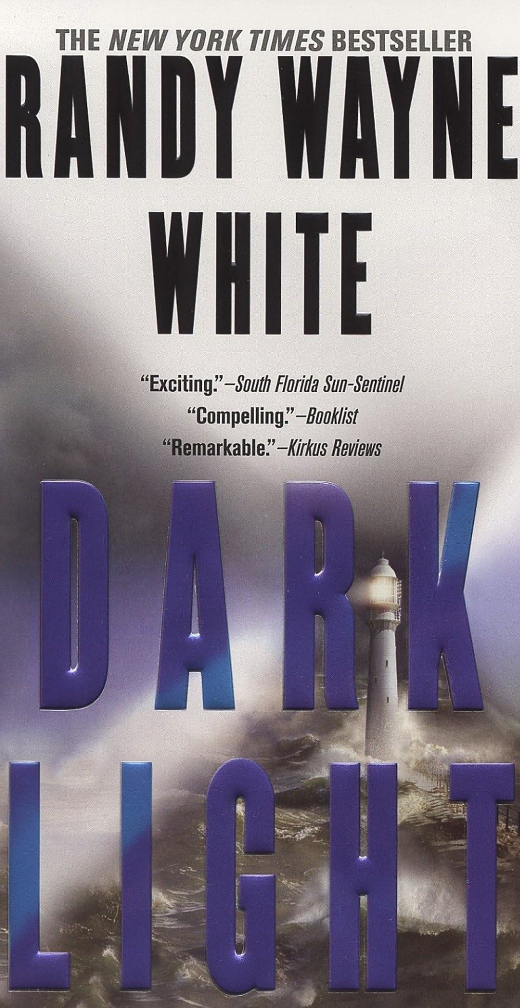 Amazon.com: Dark Light (A Doc Ford Novel): 9780425214442: White, Randy ...
