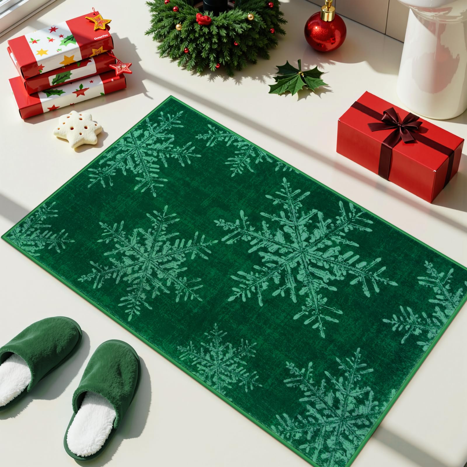 Amazon.com: Christmas Snowflake Bathroom Rugs, Christmas Bathroom Decor ...