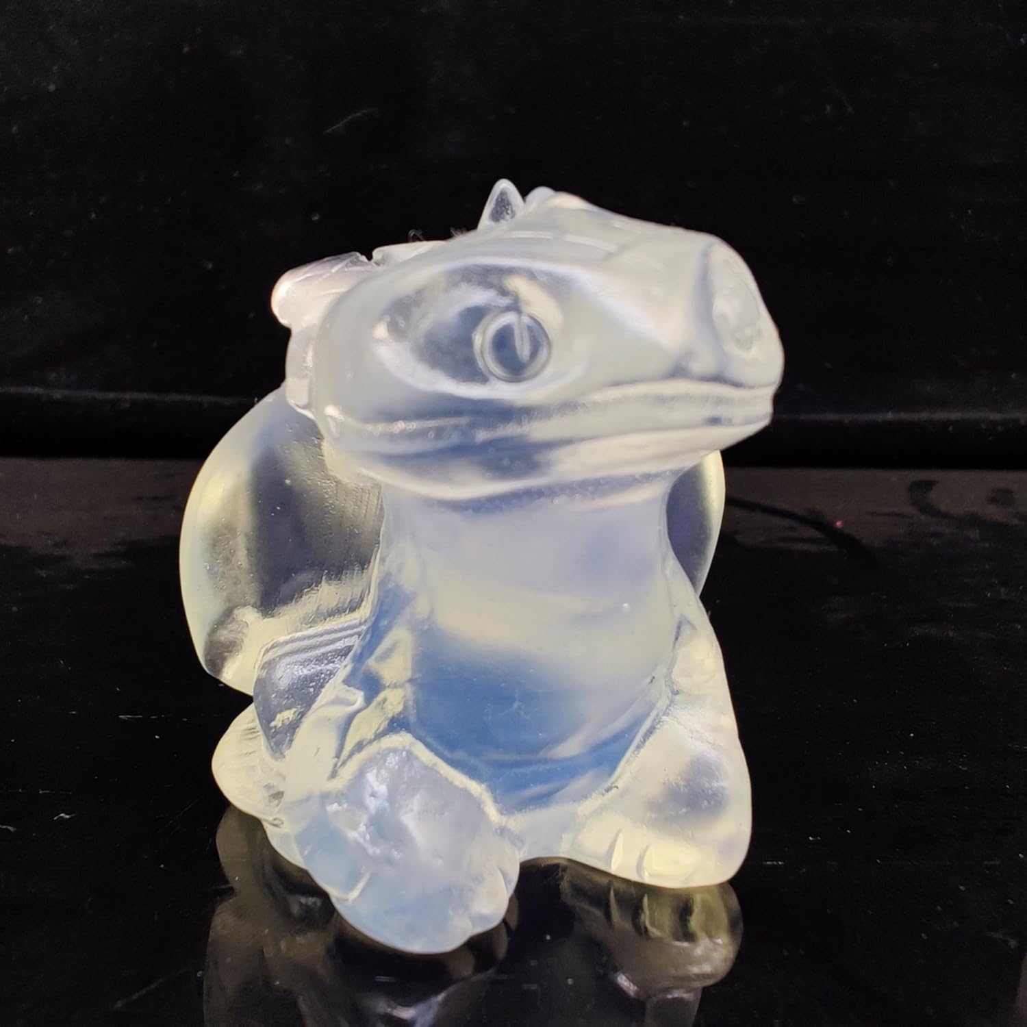 Amazon.com: Crystals Skull Toothless Figurine Statue Animal Sculptures ...