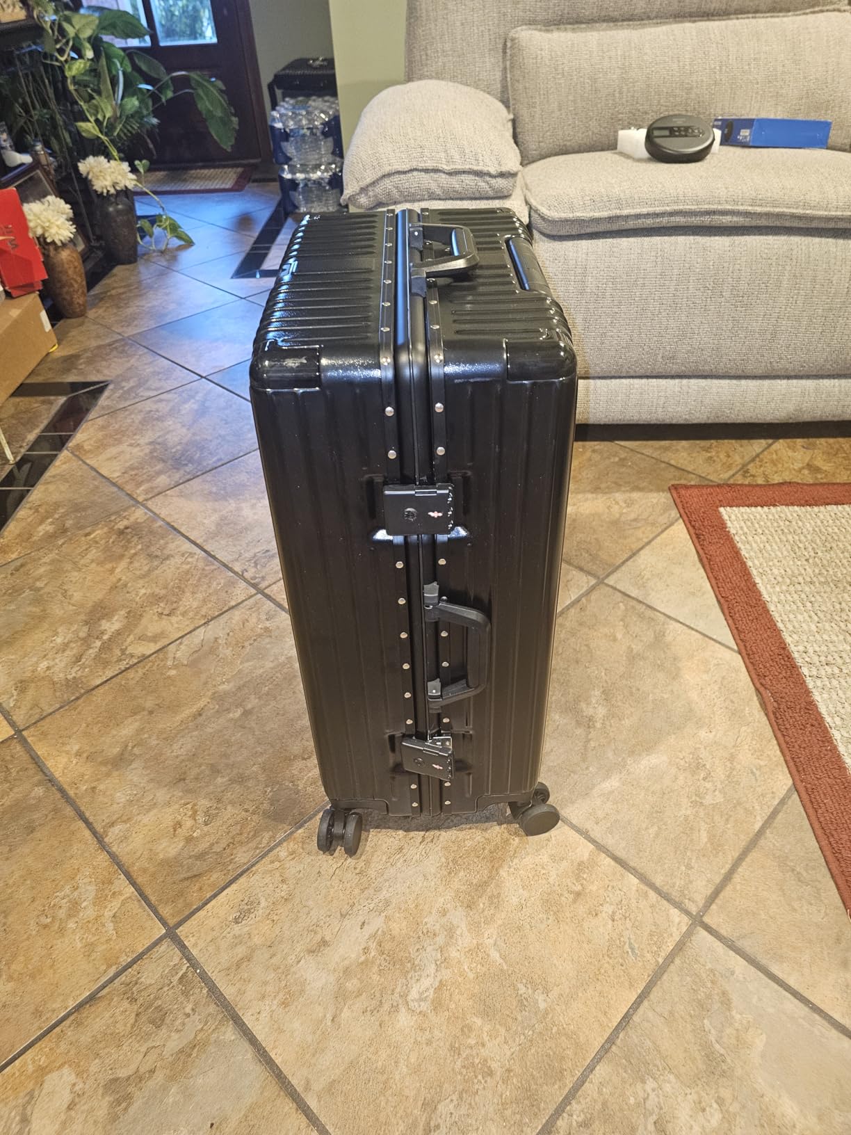 Amazon.com | 22 & 26 inch carry on Durable Suitcase with Cup Phone ...