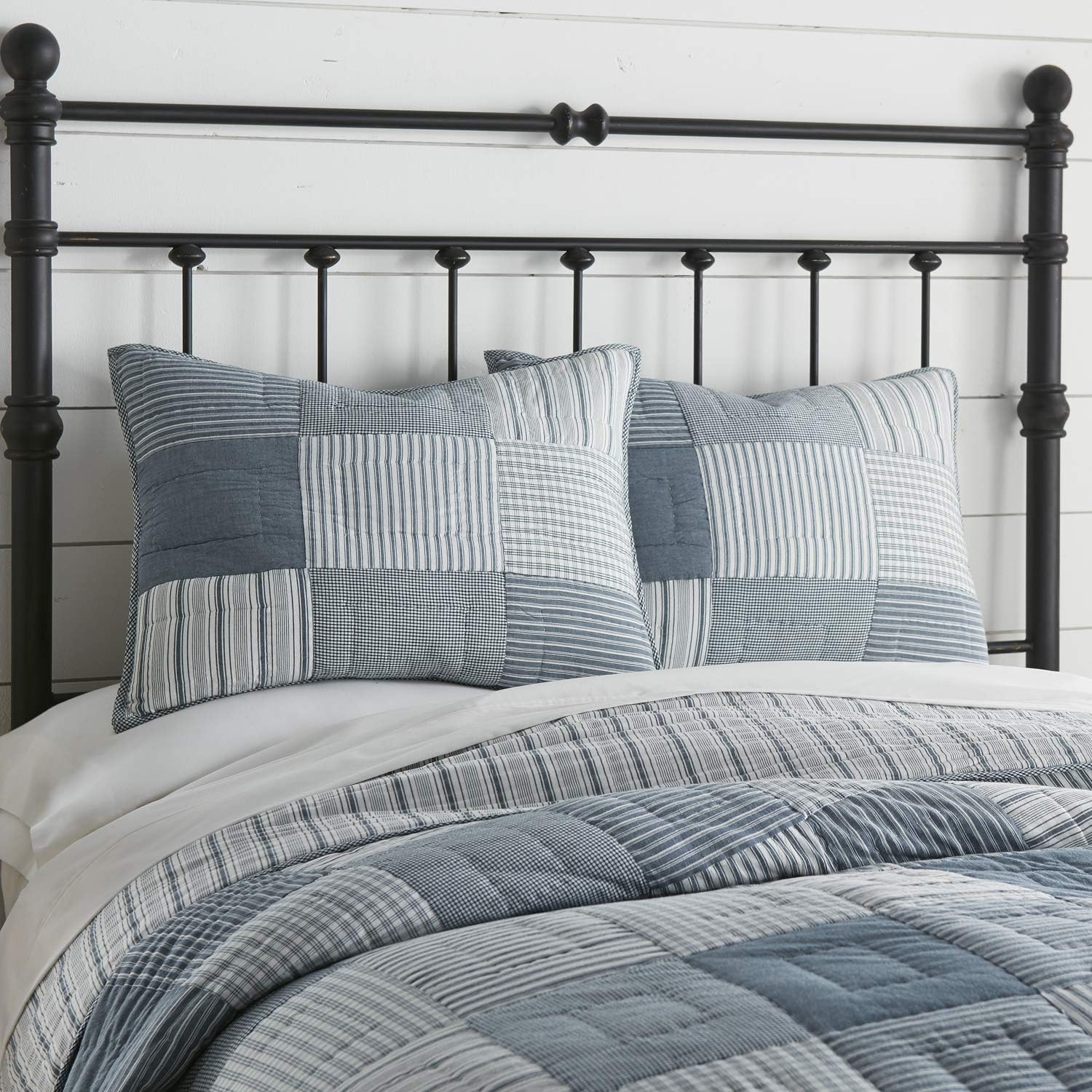 Amazon.com: VHC Brands Sawyer Mill Patchwork Chambray Cotton Farmhouse ...