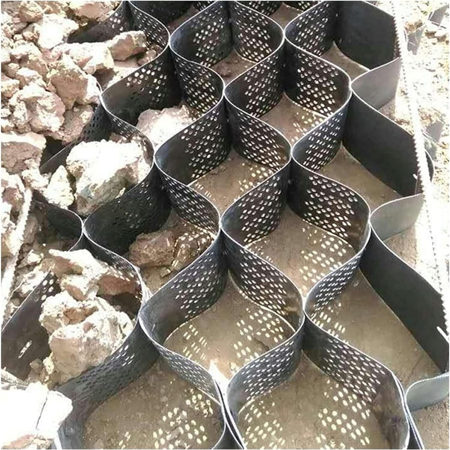 Amazon.co.jp: Driveway Grid System, Pea Gravel Slurry Control Grid ...