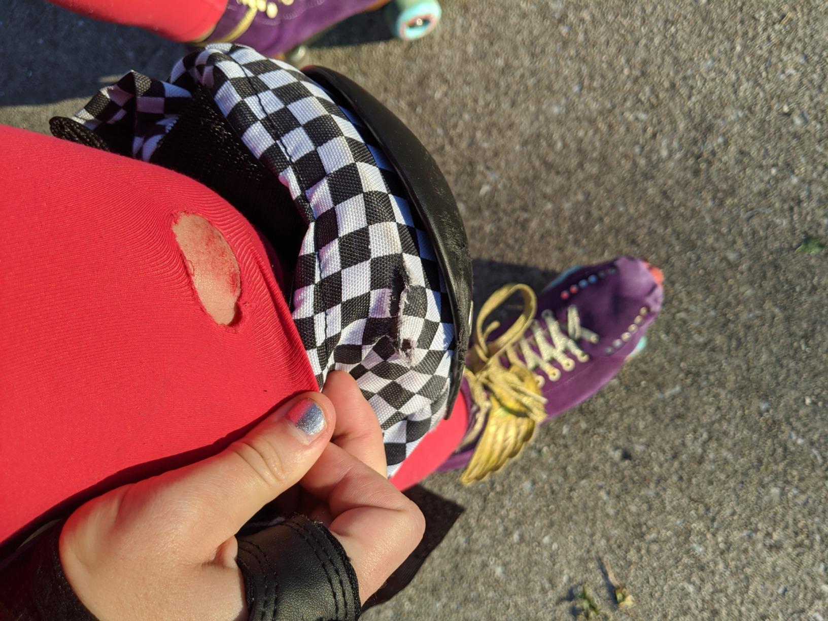 Amazon.com : Pro-Tec Black Checker Knee Pads L : Sports & Outdoors