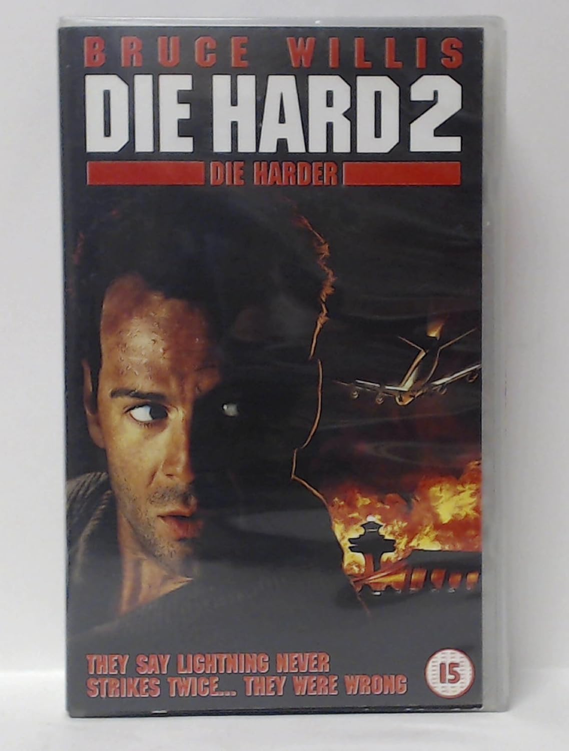 Amazon.com: Die Hard 2: Die Harder [VHS] : Bruce Willis, William ...