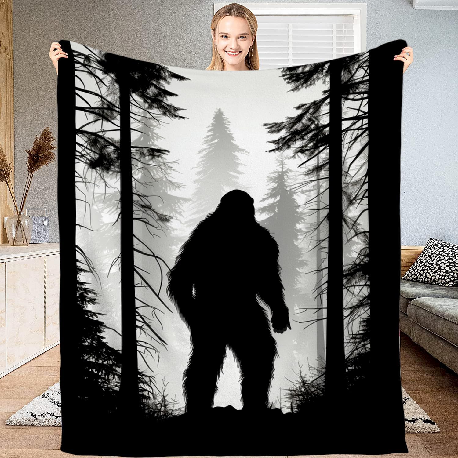 Amazon.com: INIWAN Customized Bigfoot Throw Blanket - Bigfoot Blankets ...