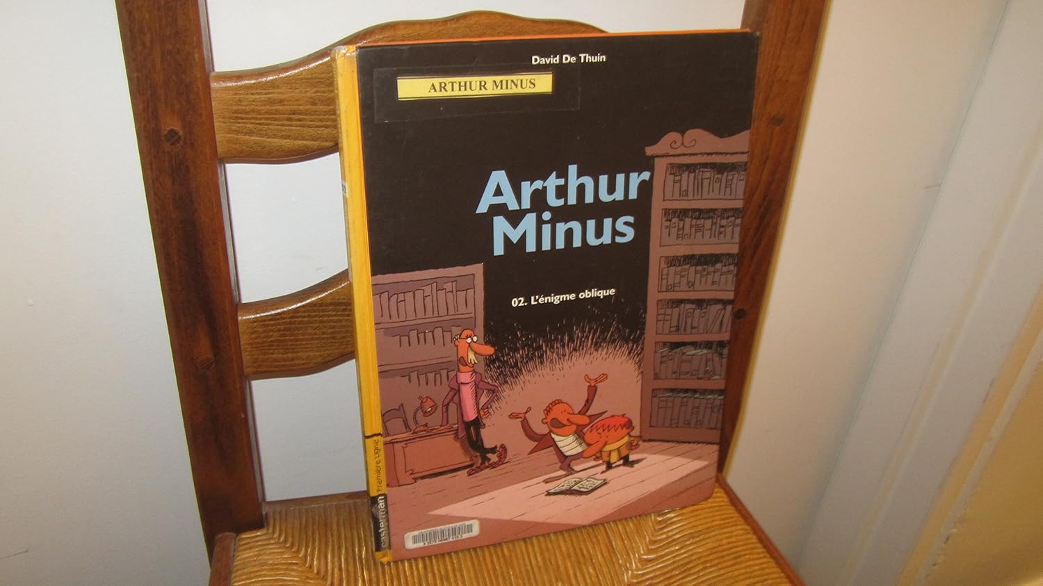 Amazon.com: Arthur minus t2 - l'enigme oblique (2): 9782203356788 ...