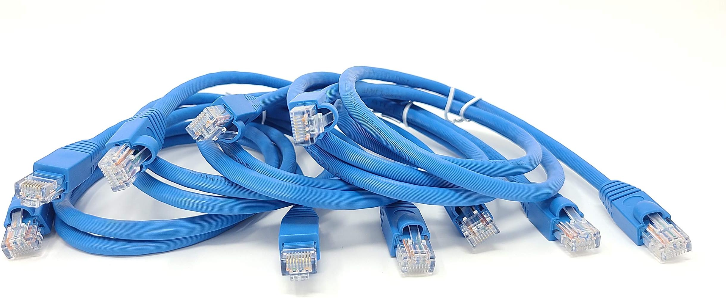 Amazon.com: Micro Connectors 3 feet CAT 6A UTP Ethernet Patch 24AWG ...