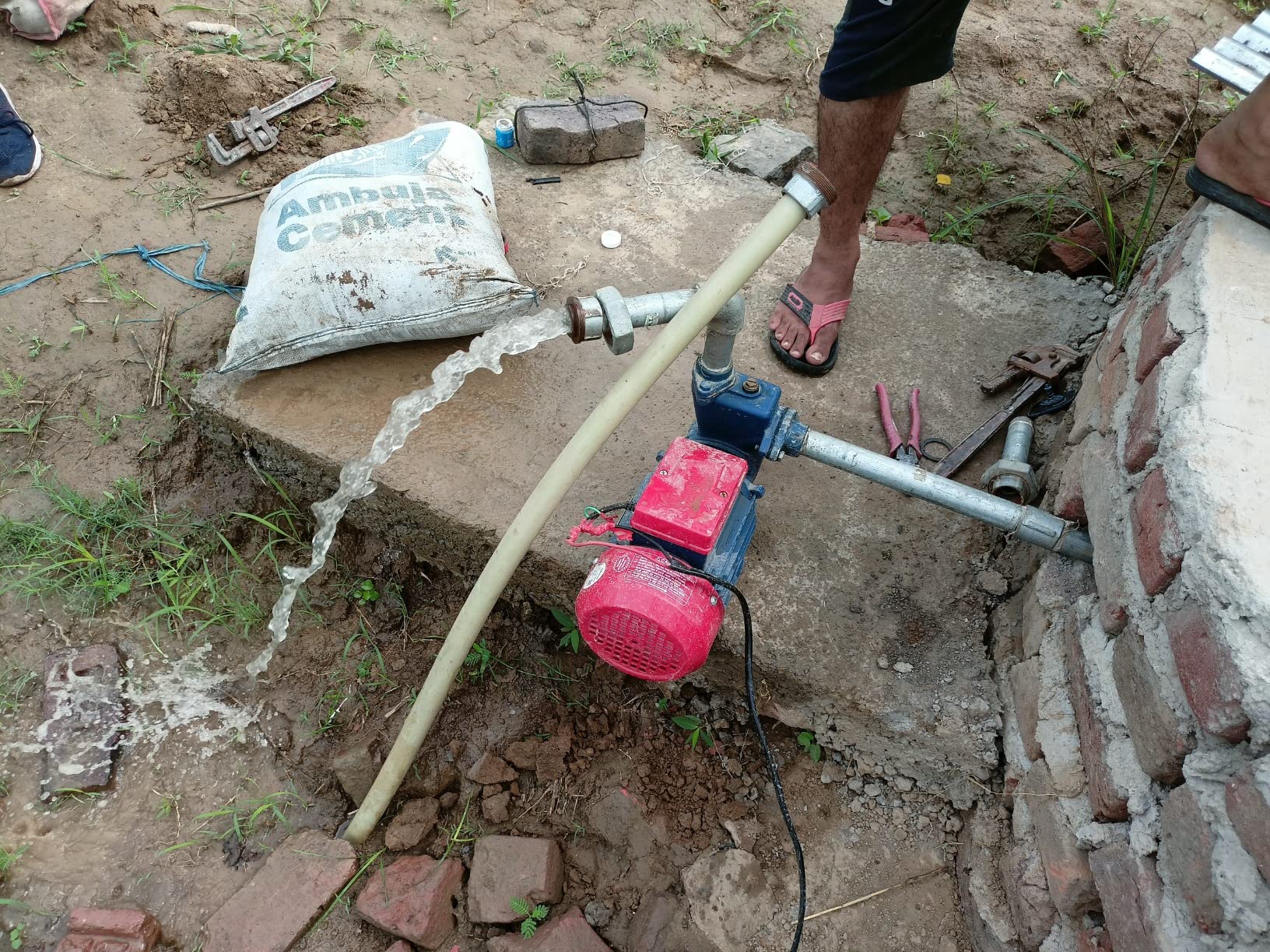 Crompton Greaves Mini Xtraa, 1.1 KW Mini Pump (Pipe Size 25 SUC X 25 ...