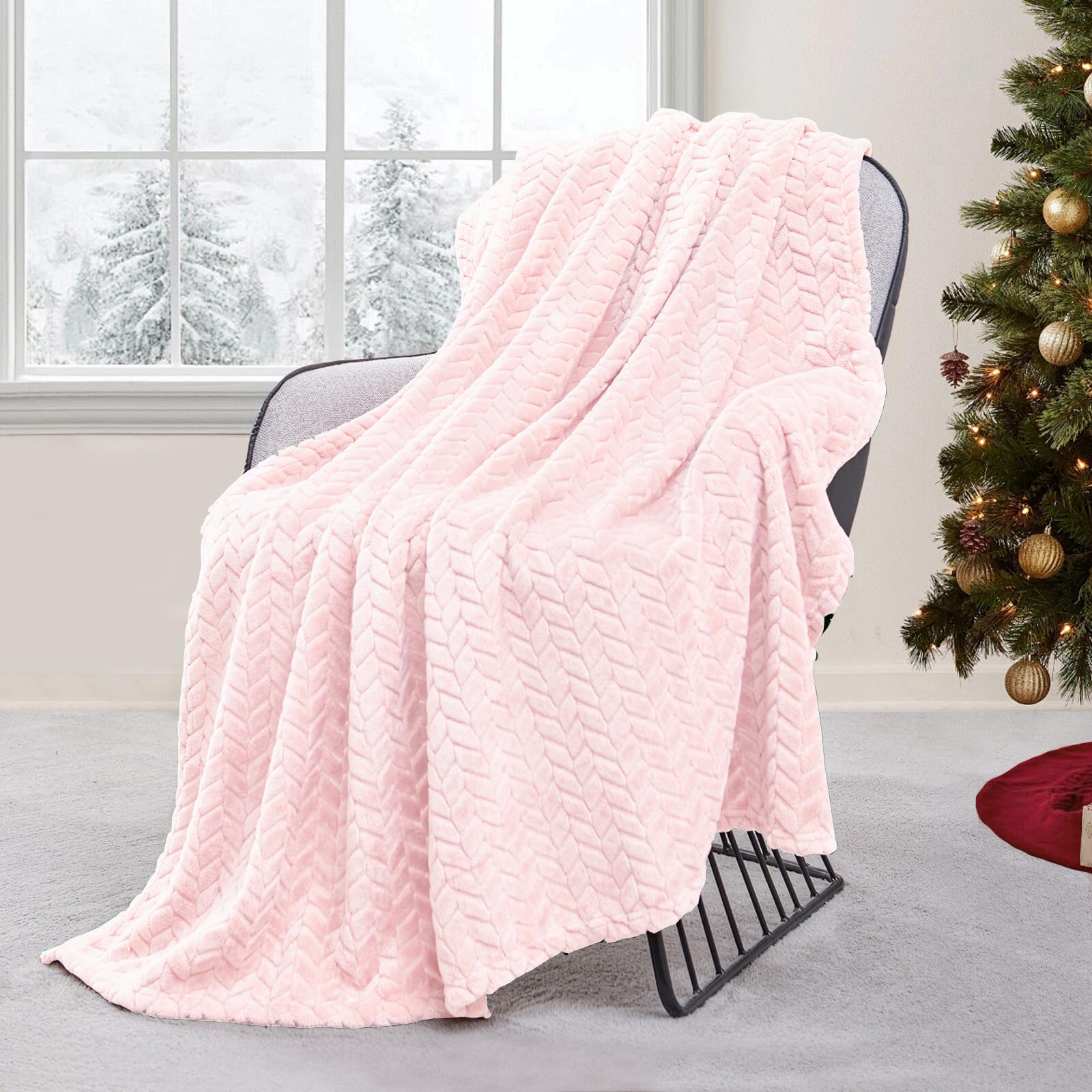 Amazon.com: Exclusivo Mezcla Light Pink Fleece Throw Blanket for Couch ...