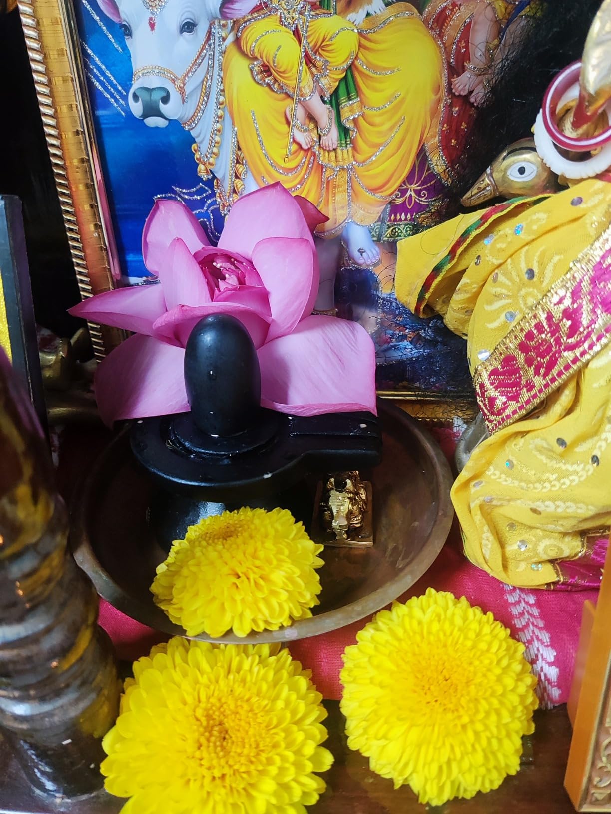 Buy Original Black Narmadeshwar 2 Inch Shivling, Lingam, Shiva Lingam ...