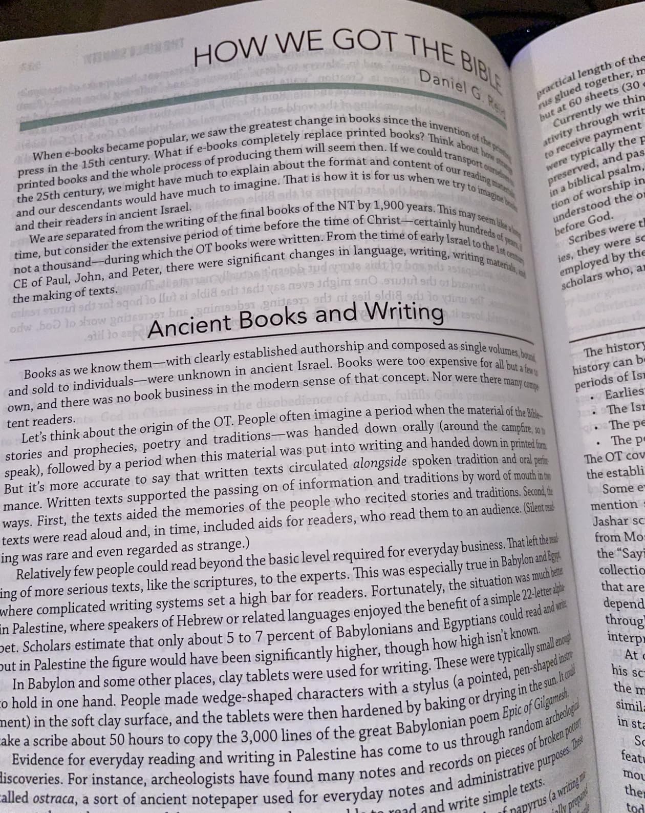 The CEB Study Bible: Green, Joel B, Common English Bible: 9781609262167 ...