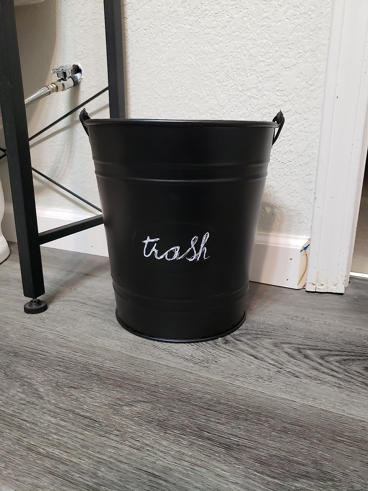Decorative Metal Trash Bin With Wood Handle Autumn Alley Farmhouse ...