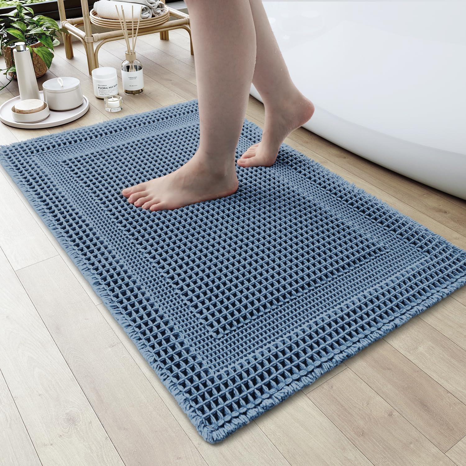 Amazon.com: AMOAMI Waffle Bath-Mat, Absorbent Bath Mats for Bathroom ...