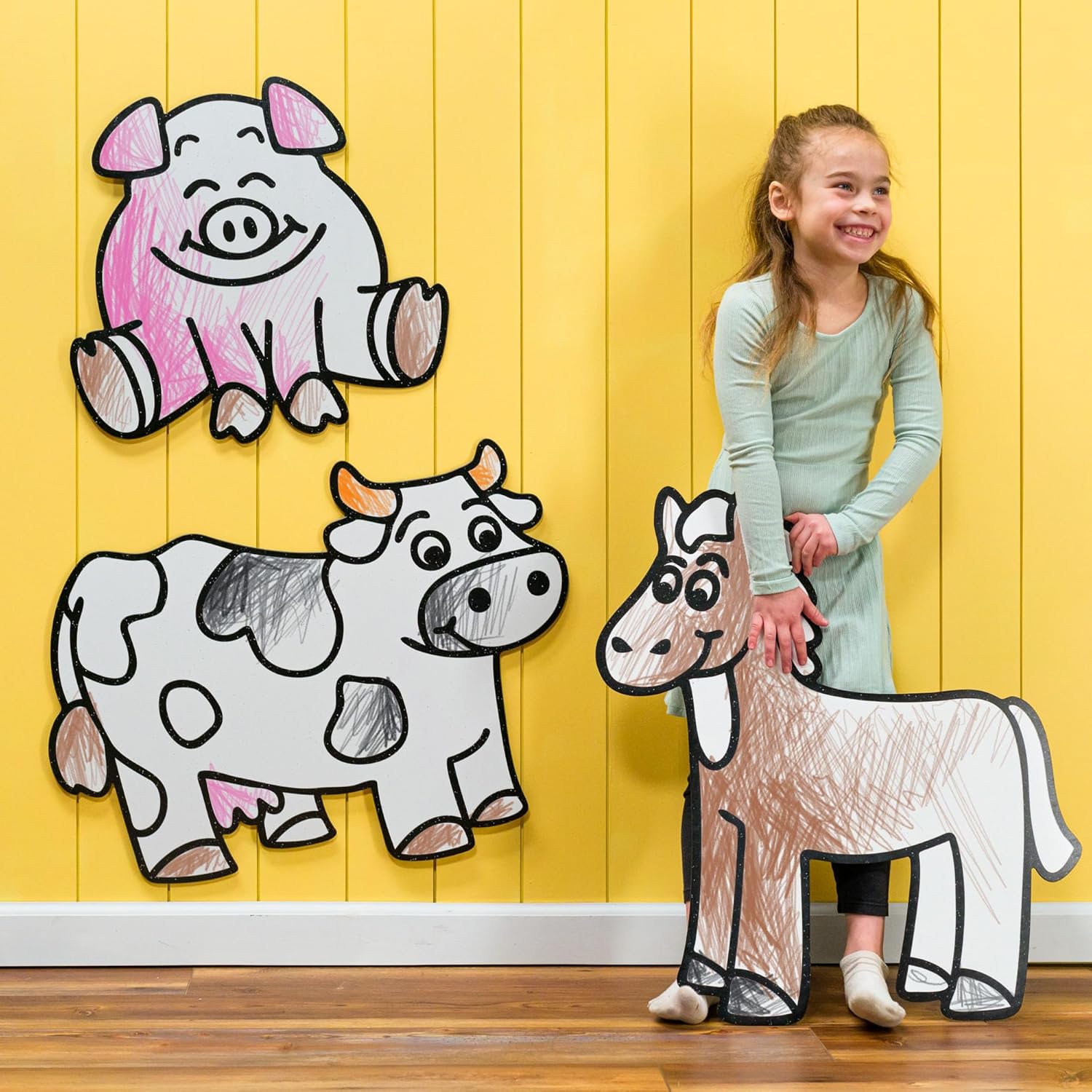Amazon.com: Barnyard Farm Animals – Color n' Erase Kids Wall Décor 3pc ...
