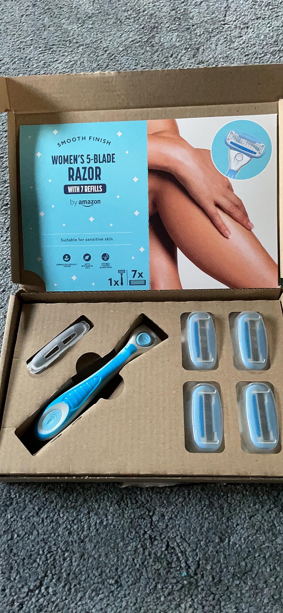 Amazon Brand - Solimo Female 5 Blade Razor With 1 Blade : Amazon.co.uk ...