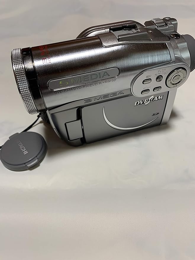 Amazon | HITACHI DVDビデオカメラ DVDカム Wooo プレミアムシルバー DZ-GX3300-S | ビデオカメラ 通販