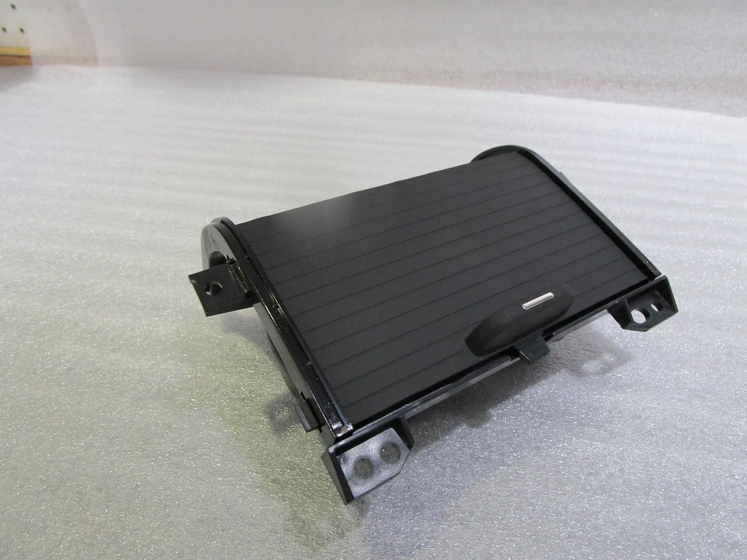 Amazon.com: 2005/2013 Corvette Center Console Cup Holder Assembly C6 ...