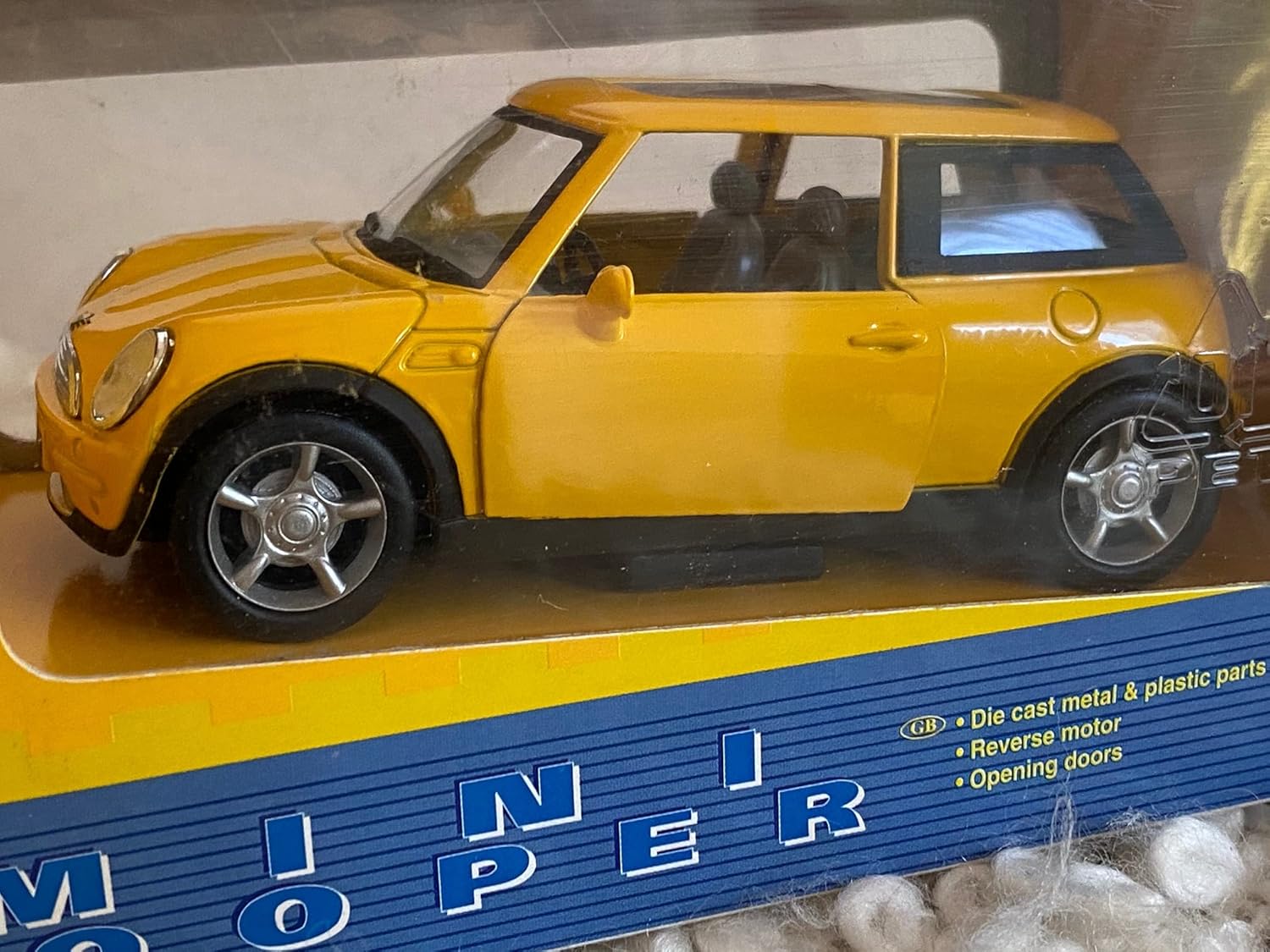 COLLECTIBLE DIE CAST MODEL YELLOW COOPER SCALE 1/30 – TopToy
