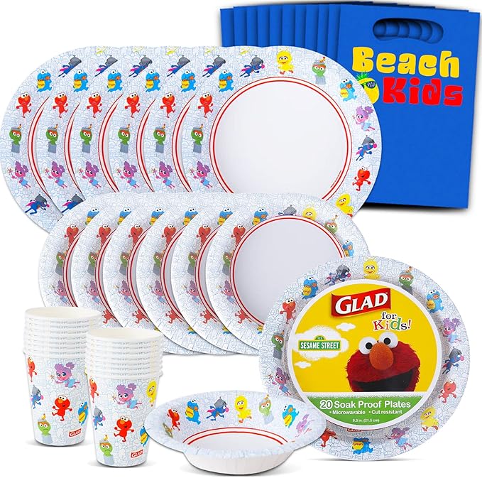 Amazon.com: Sesame Street Party Supplies Set - 18 Person Elmo Birthday ...
