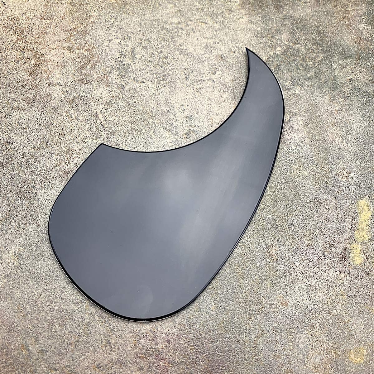 Amazon.com: Martin-Style Acoustic Guitar Pickguard Black : Musical ...