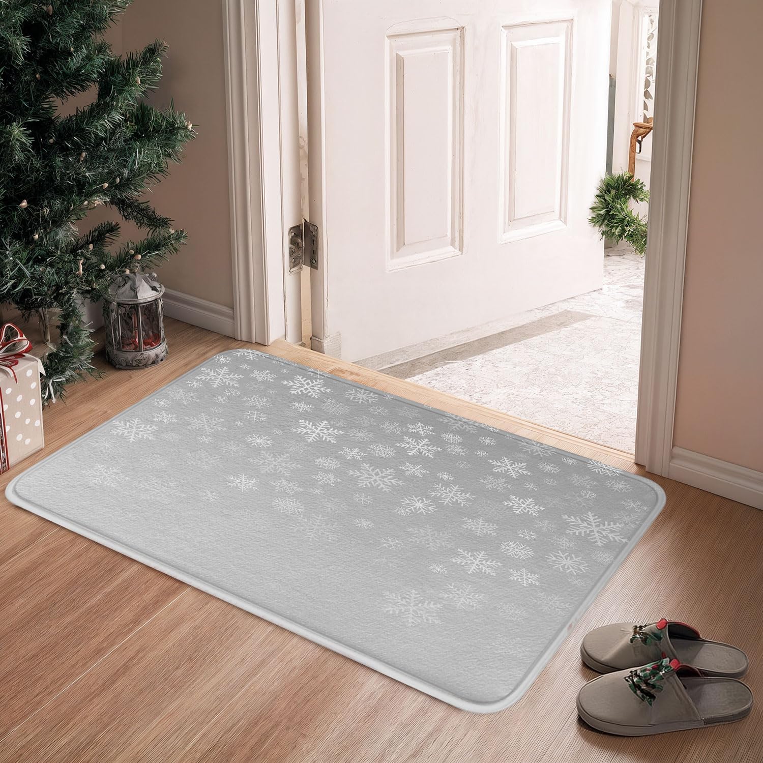 Amazon.com: Christmas Bathroom Rugs Winter Snowflakes Bath Mat Holiday ...