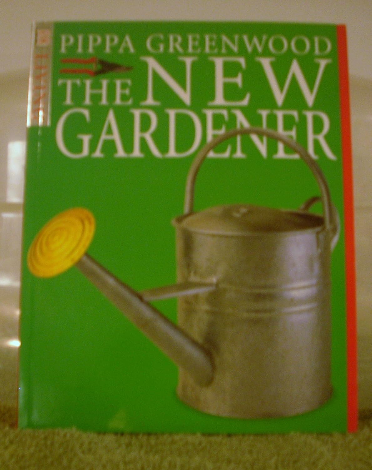 New Gardener (DK Living): Greenwood, Pippa: 9780789432988: Amazon.com ...