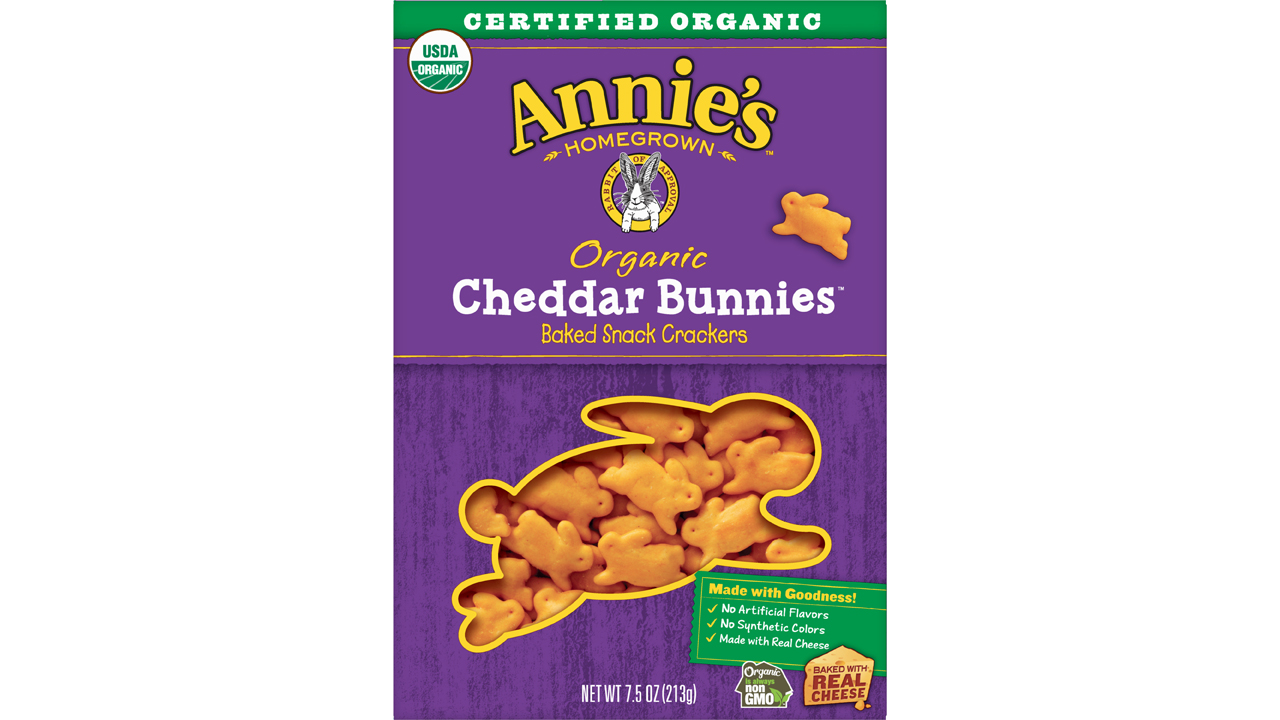 Watch Annie's Cheddar Bunnies Baked Snack Crackers 360 Spin on Amazon Live