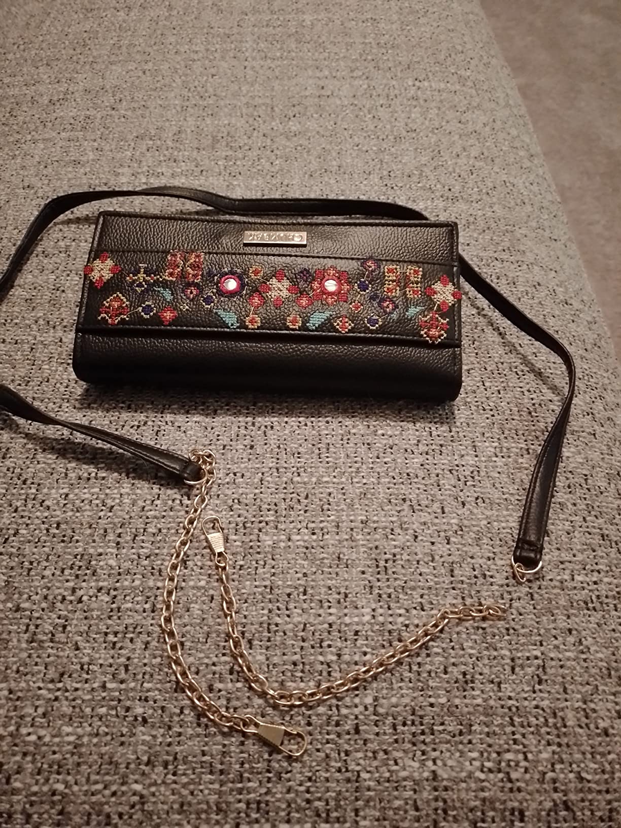 Buy Chumbak Floral Cross Stitch Sling Wallet - Black at Amazon.in