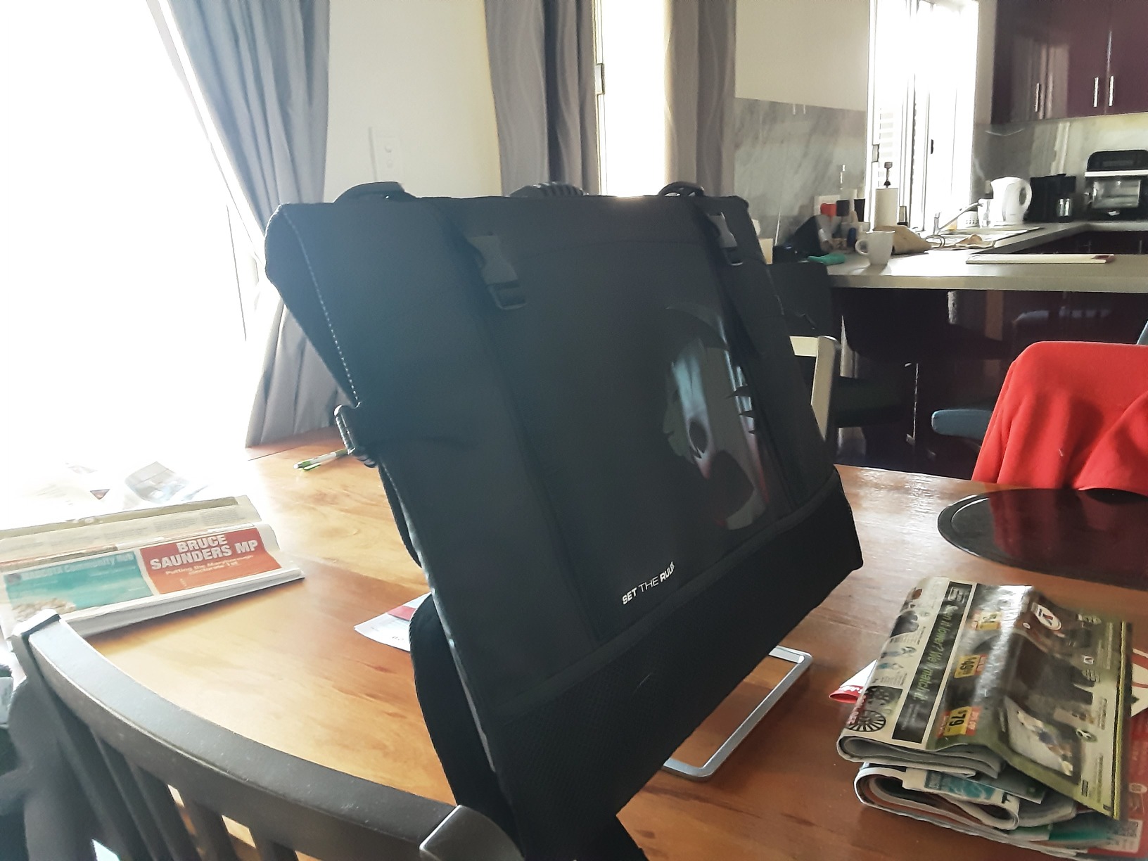 ROCCAT Tusko Across-The-Board Flat Screen/Widescreen Bag, PC Computer ...