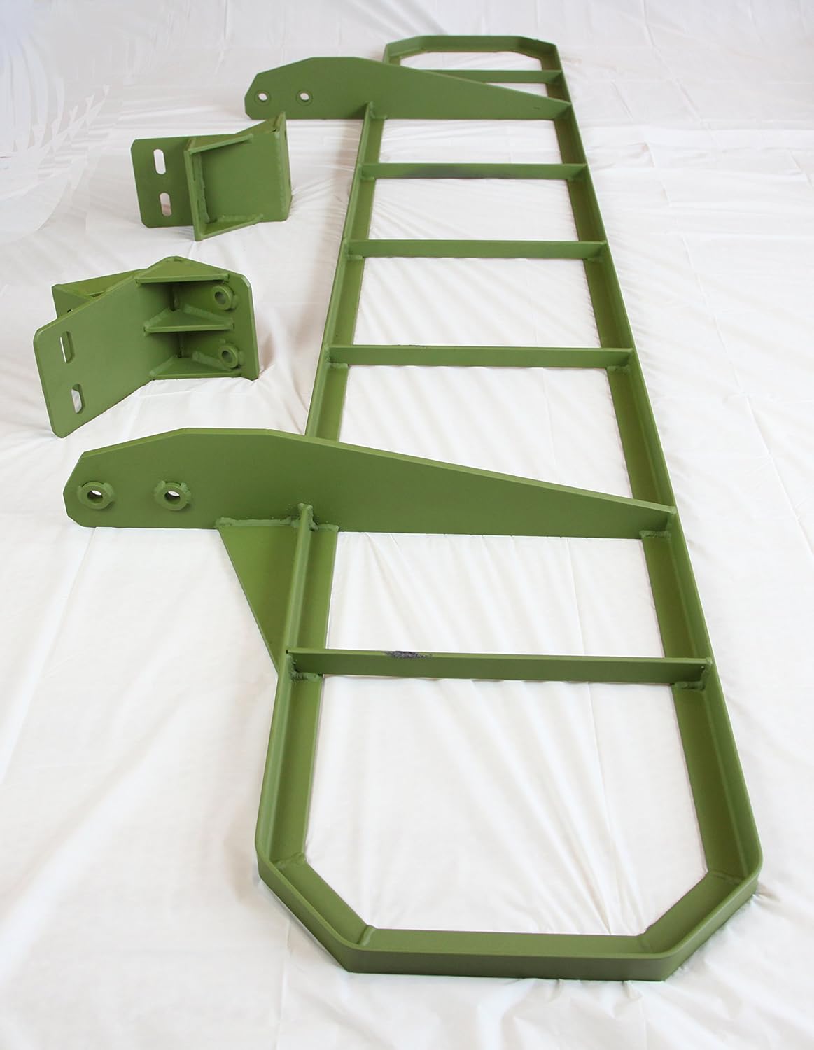 Amazon.com: MILITARY HUMVEE MEDIUM DUTY BRUSH GUARD - GREEN + 2 ...