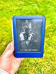 Amazon.com: Savage Hearts: Queens and Monsters Book 3 (Queens and Monsters, 3): 9781250388261 ...