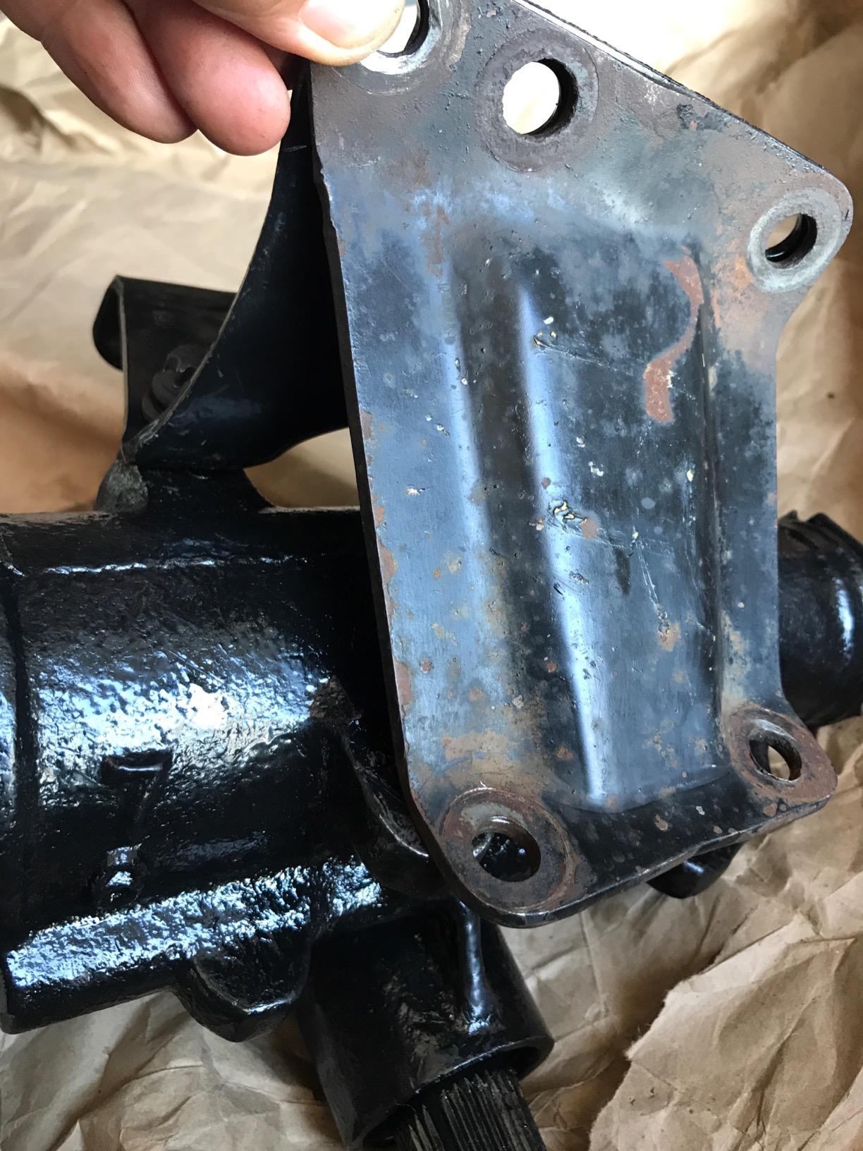 Amazon.com: Omix-ADA | 18003.02 | Steering Box Mount, Upper | OE ...