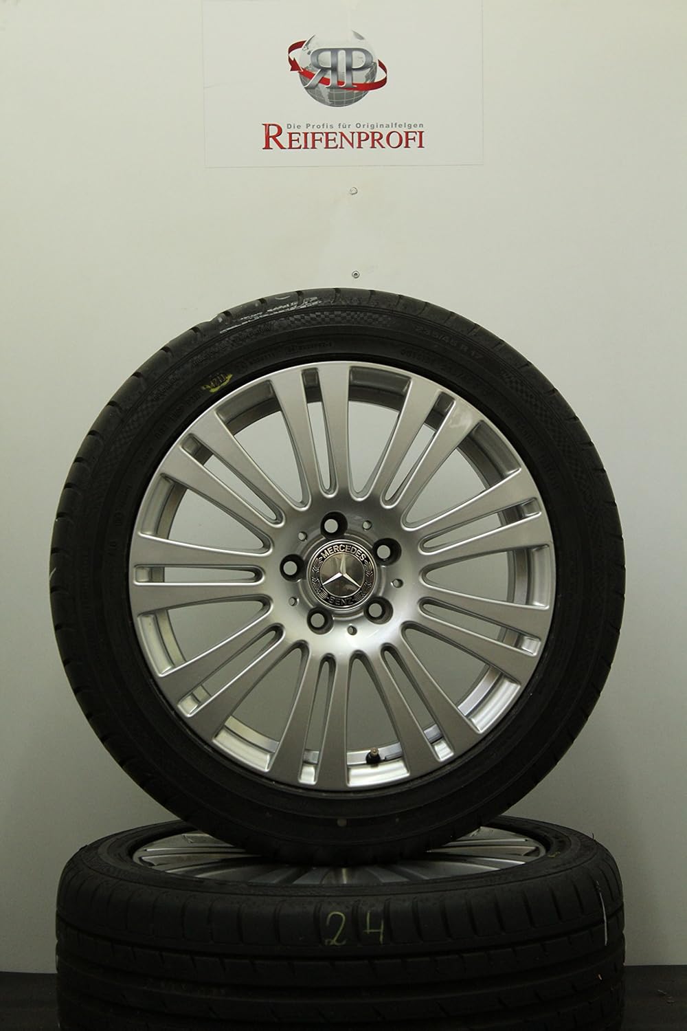 Amazon.fr : Original Mercedes Classe E W207 a2074010102 17 "été Roues 904/C