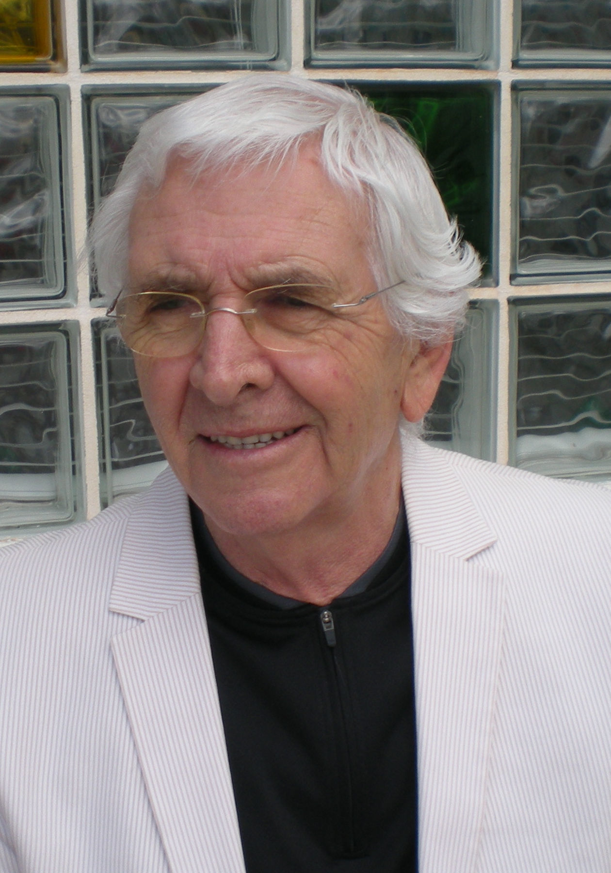 Amazon.co.uk: Peter Broadbent: books, biography, latest update