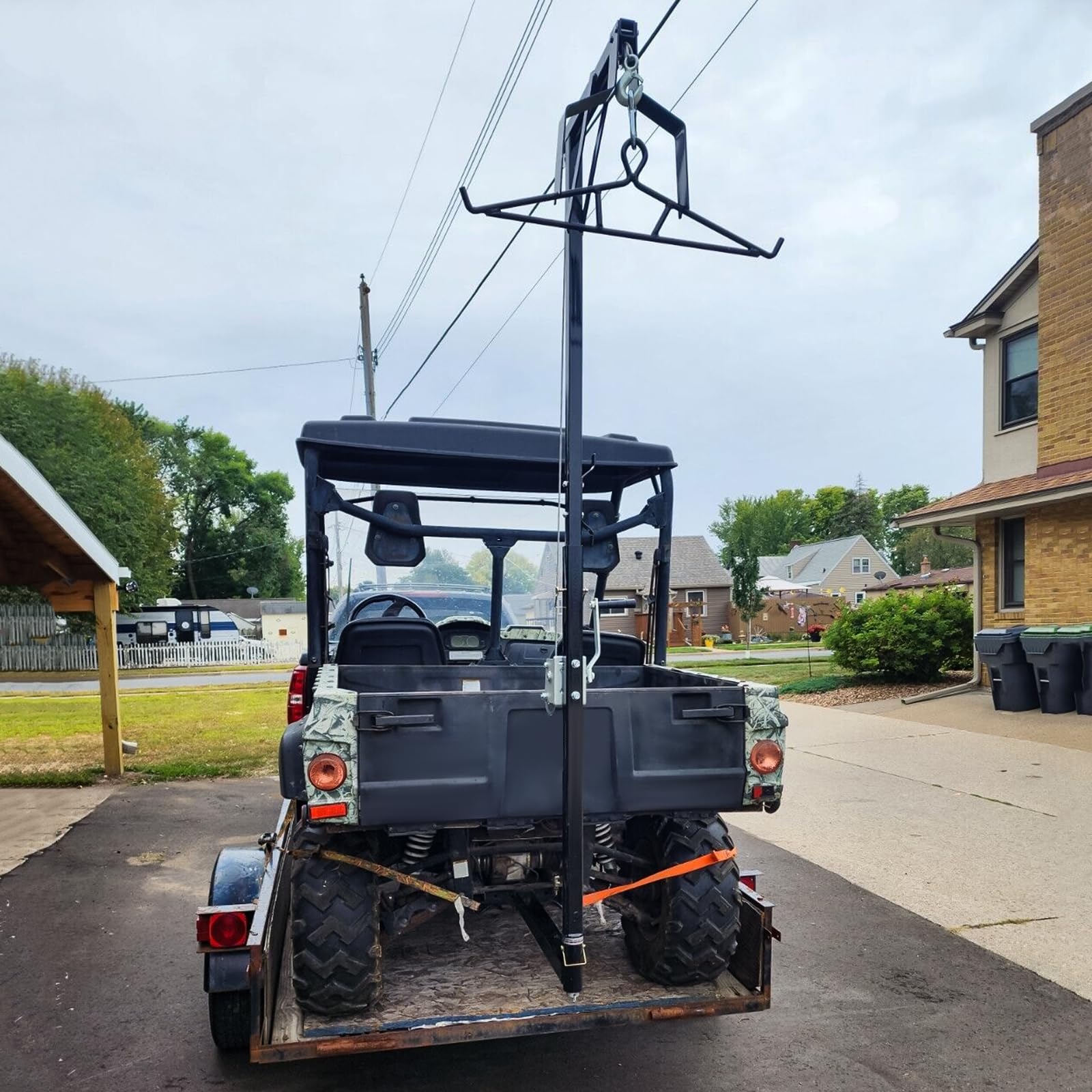 Snapklik.com : 2 Hitch Mounted Deer Hoist 600 Lbs Capacity Deer Hitch ...