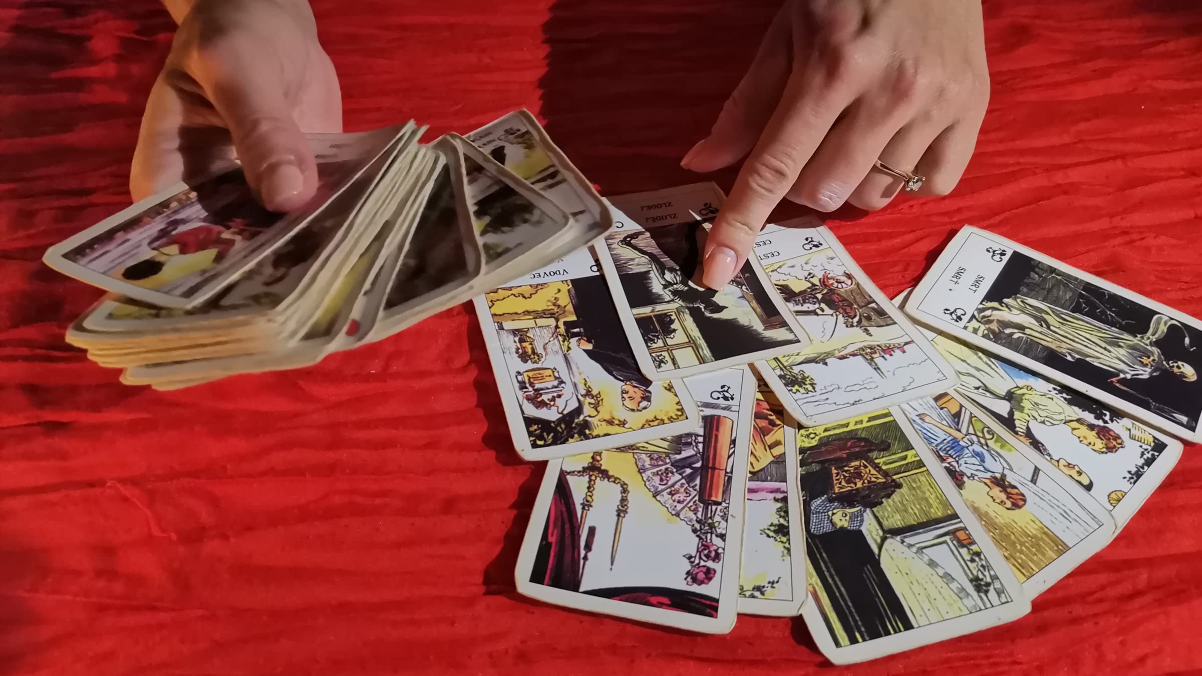 Buy Discovering the Gypsy deck: learn the 36 cards and how to perform ...